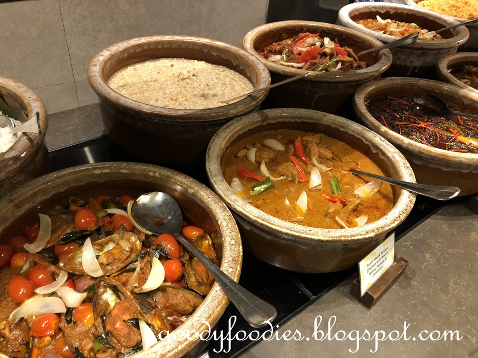 GoodyFoodies: Festive Dinner Buffet @ Lemon Garden, Shangri-La Hotel ...