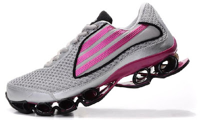 World Fashion Center: ADIDAS BOUNCE TITAN