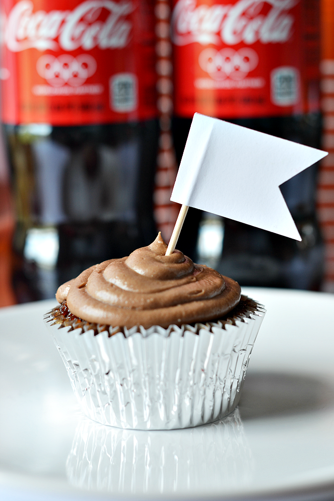 The Life of Jennifer Dawn: Coca-Cola Cupcakes