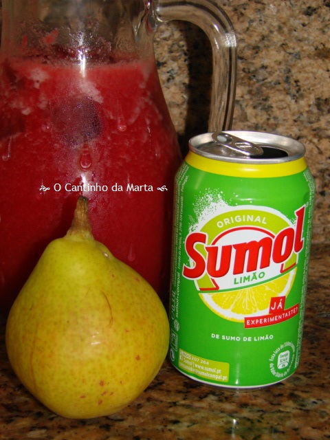 O Cantinho da Marta: Refresco de Pêra, Laranja, Amoras e Sumol Limão