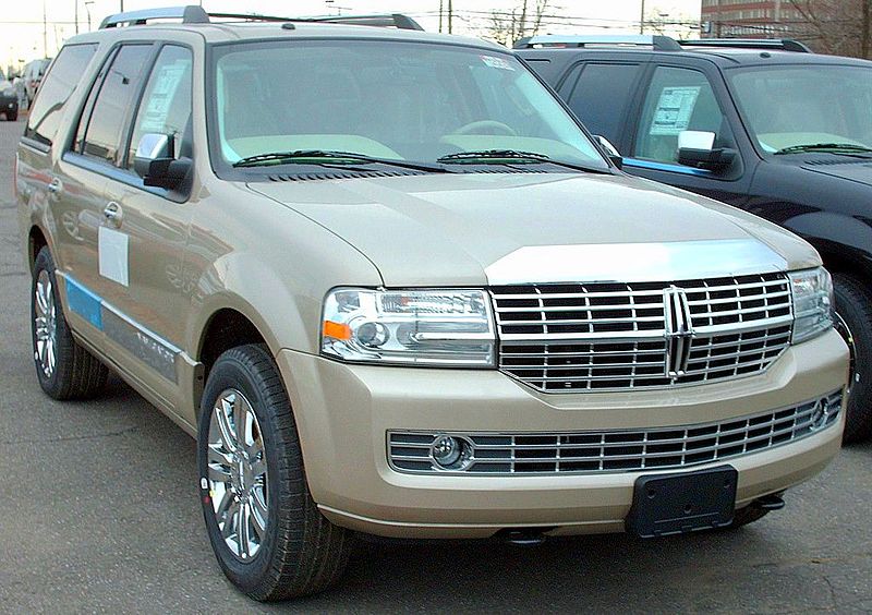 The first Lincoln Navigator was built from 1997