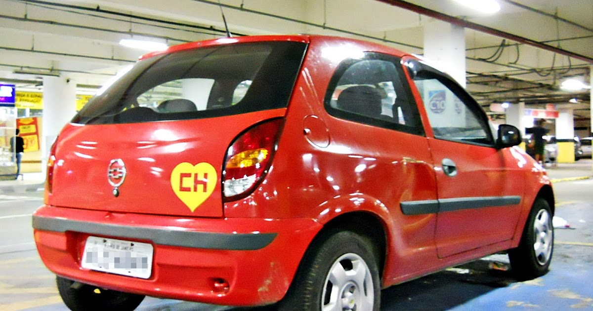Registros Automotivos do Cotidiano: Chevrolet Celta "Chapolin" 2002