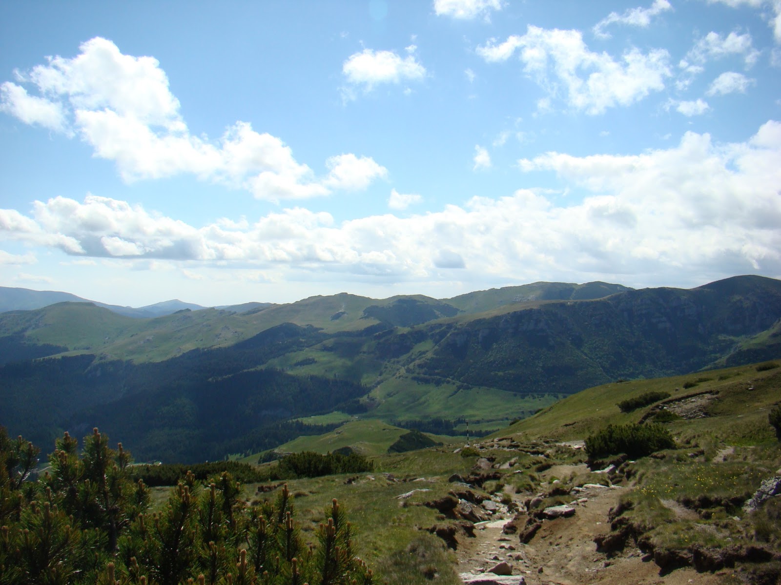 Haihui prin Lume : Muntii Bucegi-Sfinxul-2216m