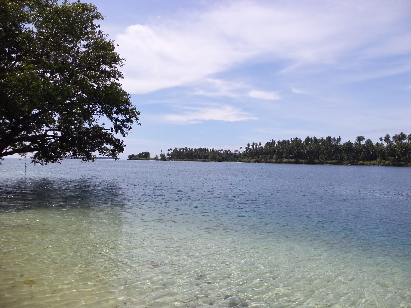 Welsh Davids Travel Blog: 31 October to 5 November - Madang Islands ...