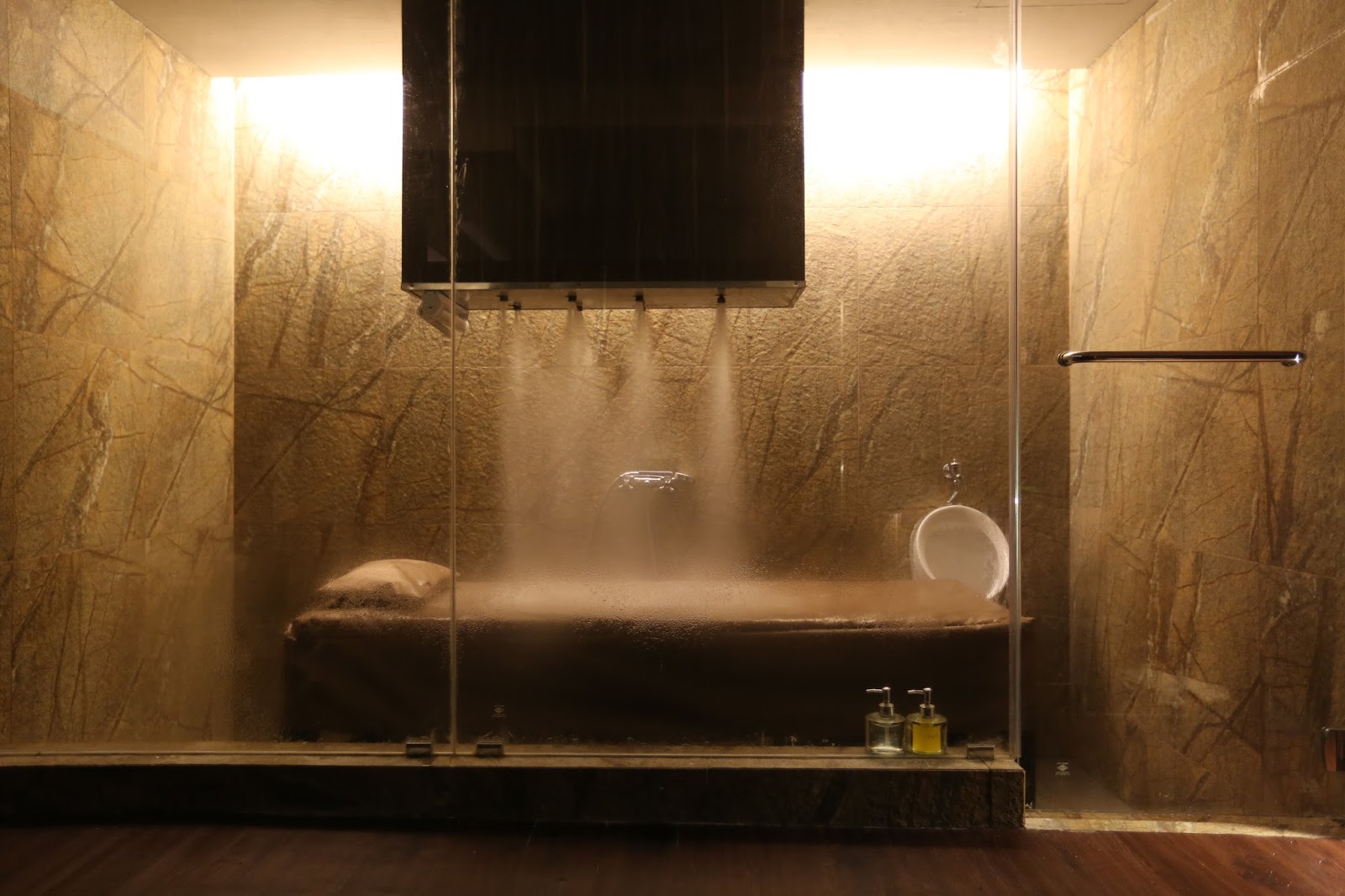 Wet Massage Ekslusif Treatment Delta Spa | Delta Spa and Club