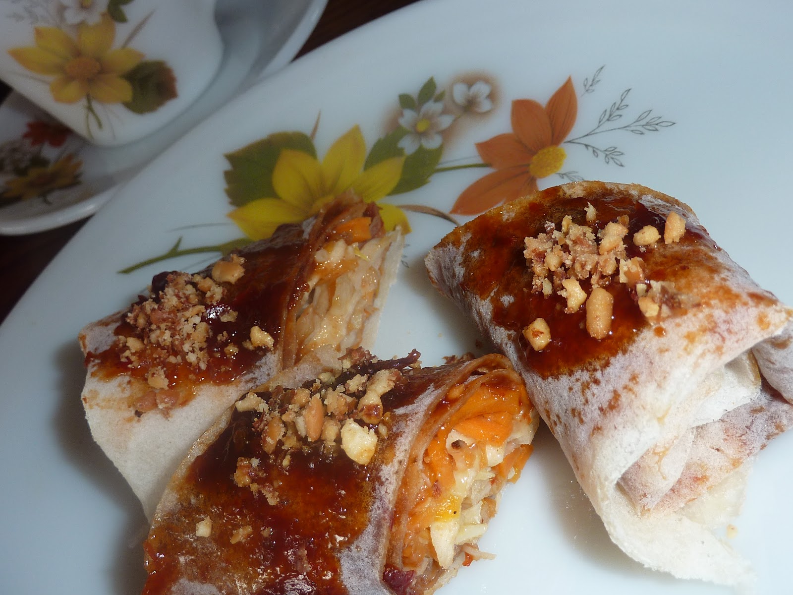ogyep yummy-mellow: MOIST SPRING ROLL / POPIAH BASAH