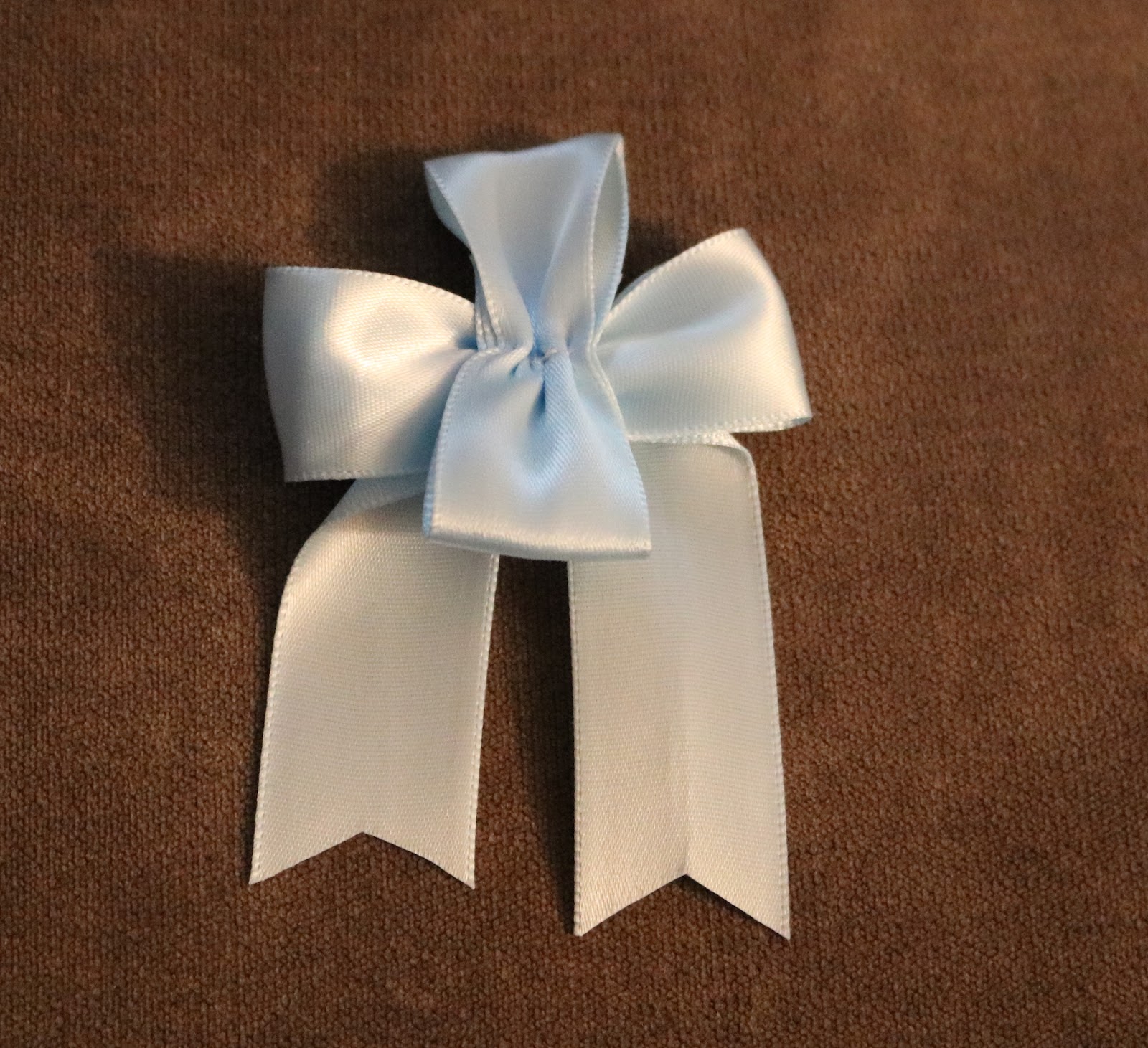 Historically Designed: DIY Colonial Bow/ Breastknot