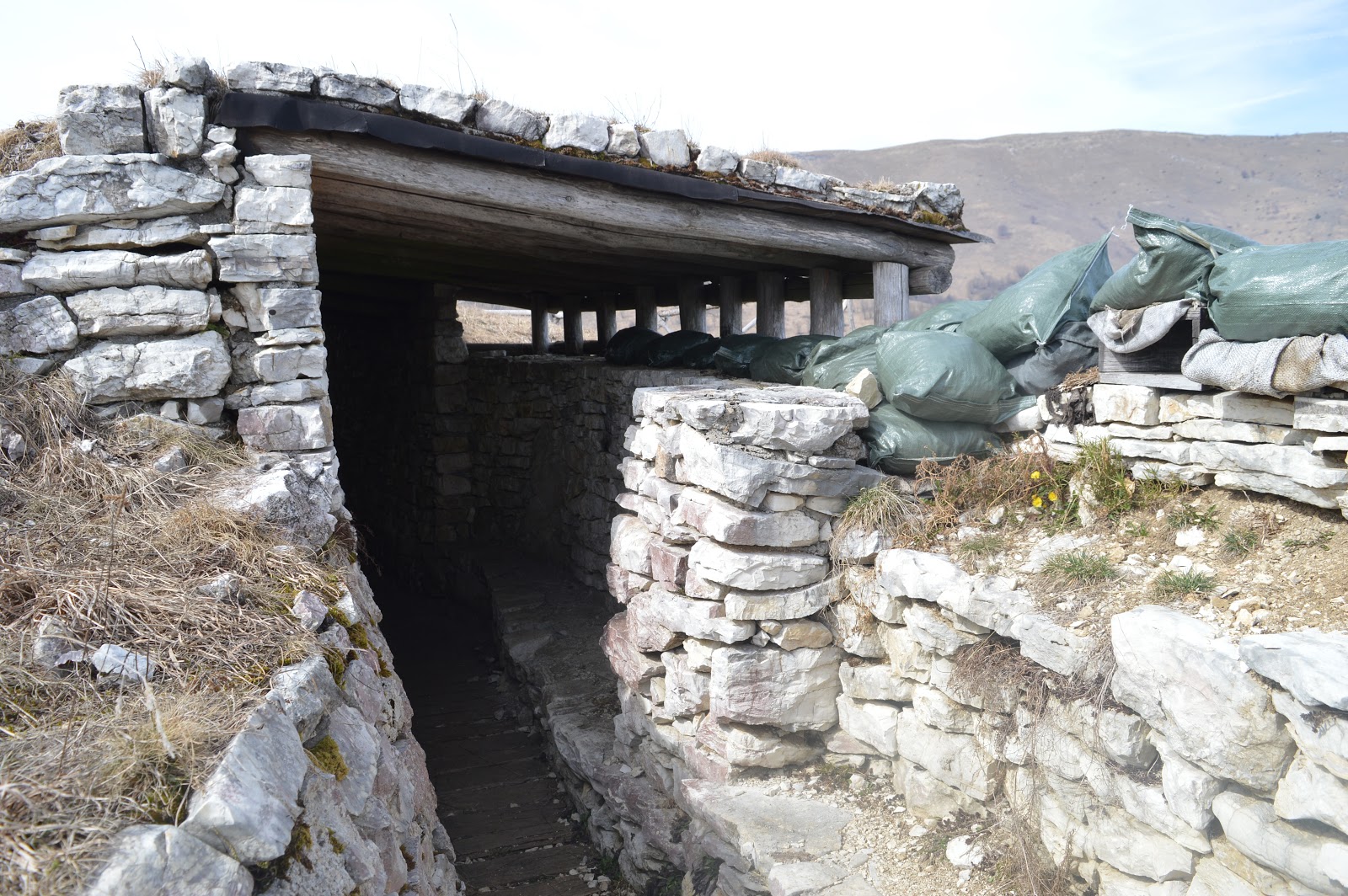 Escursione alle trincee del Monte Palon da Possagno - Montagna di Viaggi