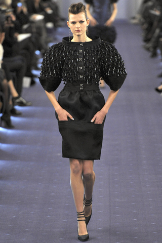 Fusion Of Effects: Walk the Walk: Chanel Haute Couture S/S 2012 Collection