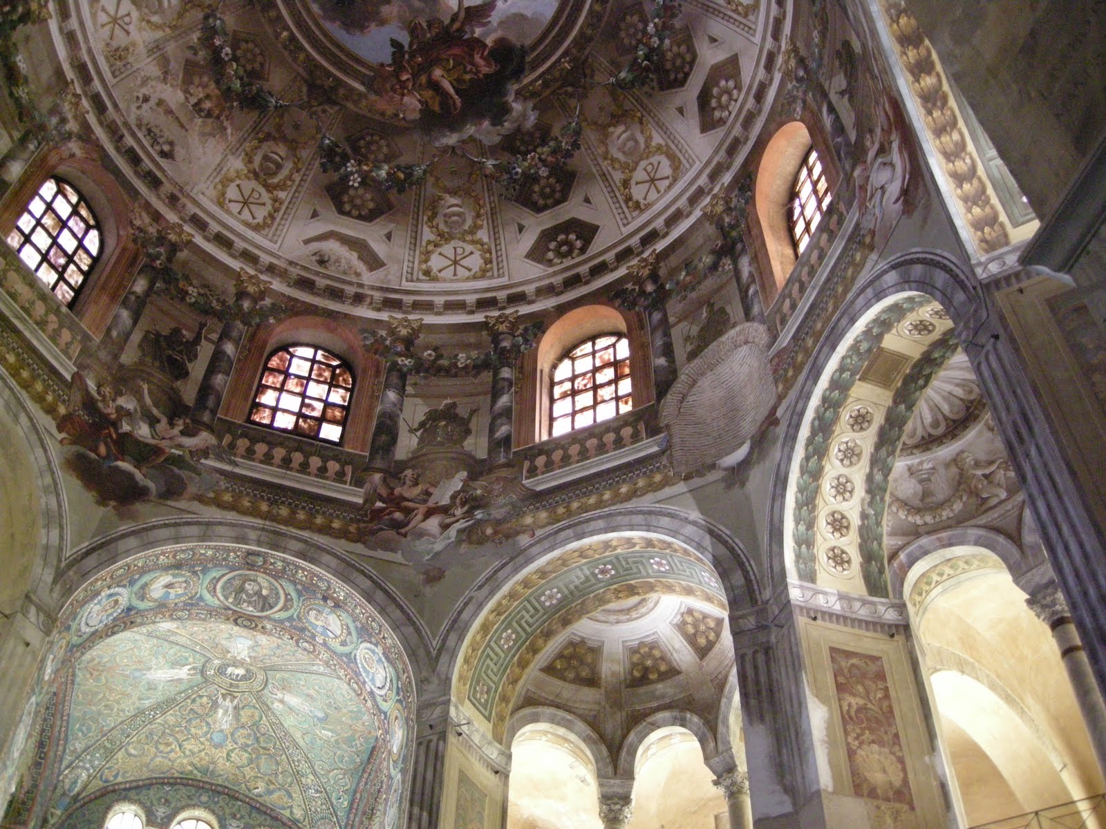 Cathedrals and Crocodiles: Ravenna: the Squinches at San Vitale