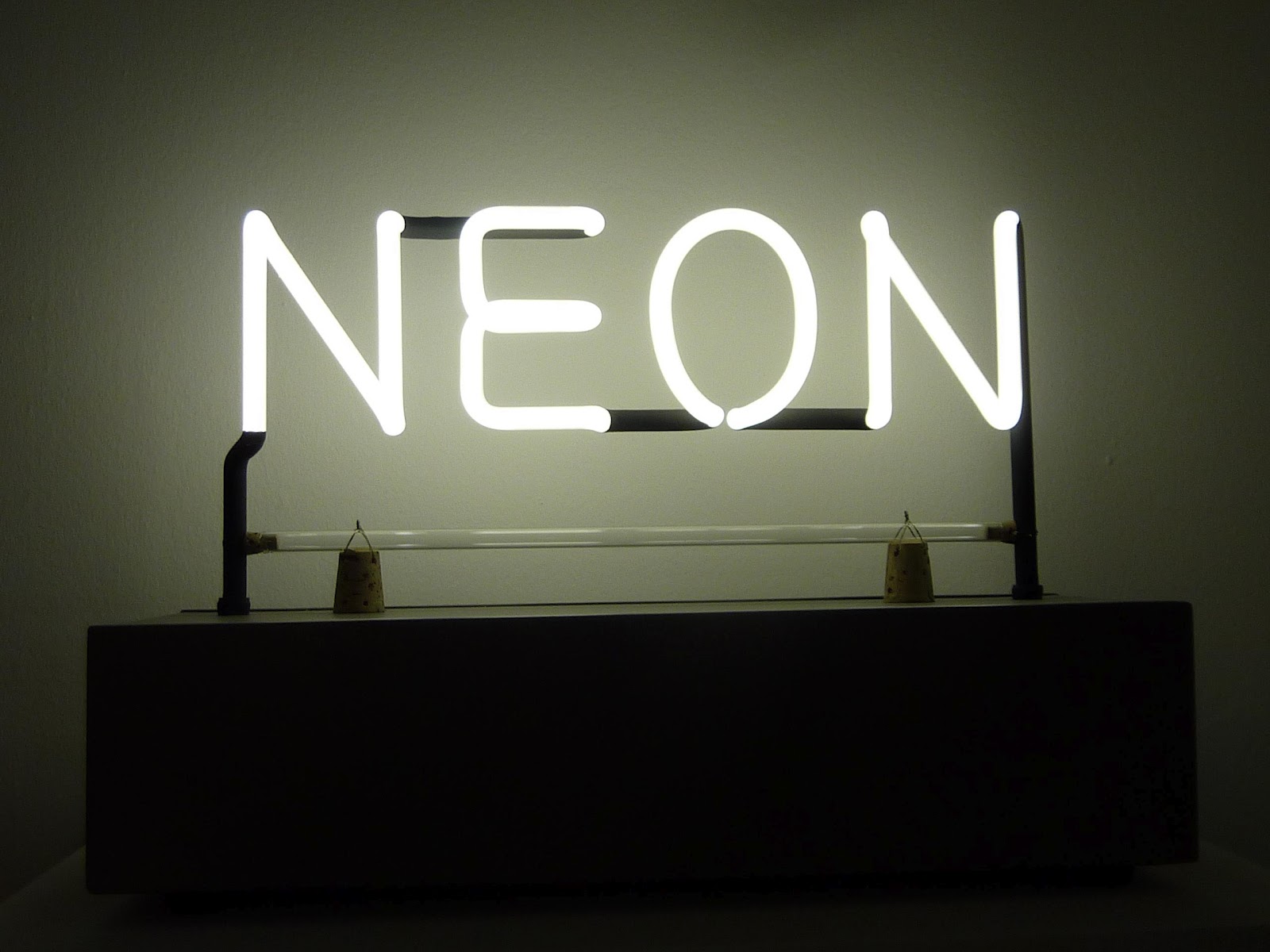 Artpla33: 5°: LA LUMIÈRE DANS L'ART CONTEMPORAIN