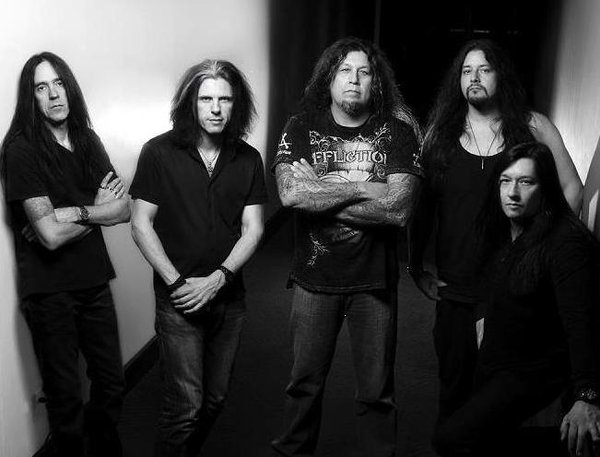 Testament: veja a capa do novo álbum