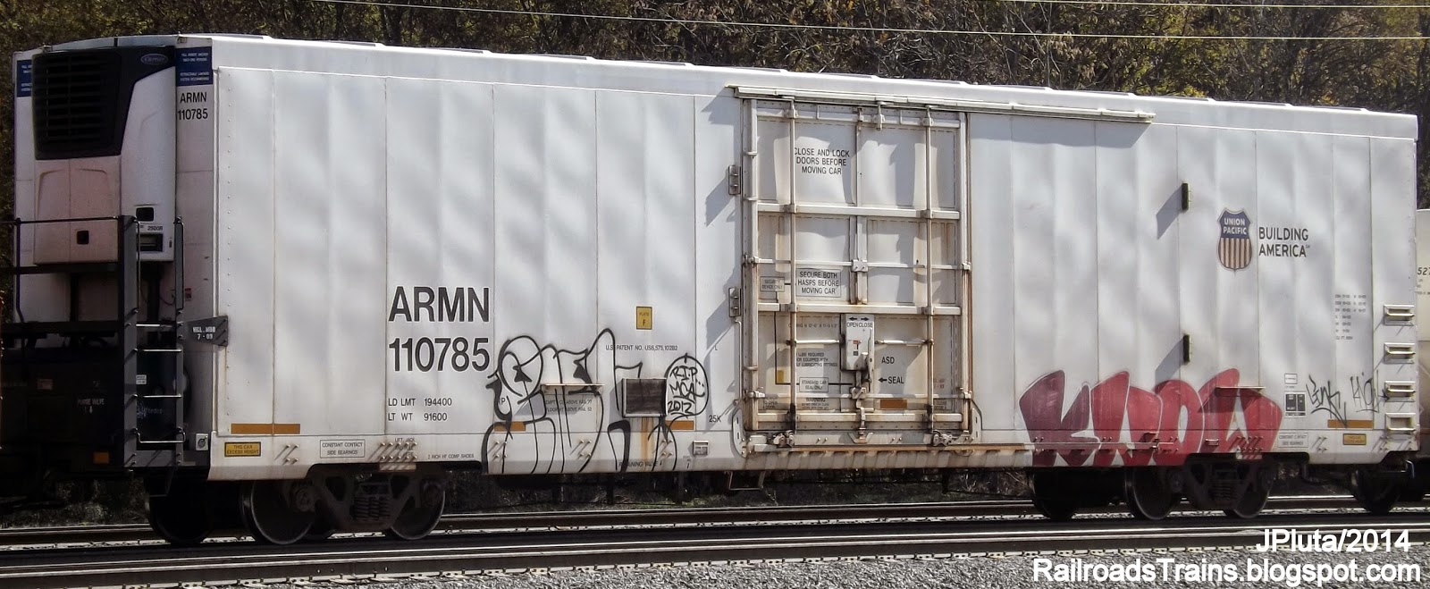 RAILROAD Freight Train Locomotive Engine EMD GE Boxcar BNSF,CSX,FEC ...