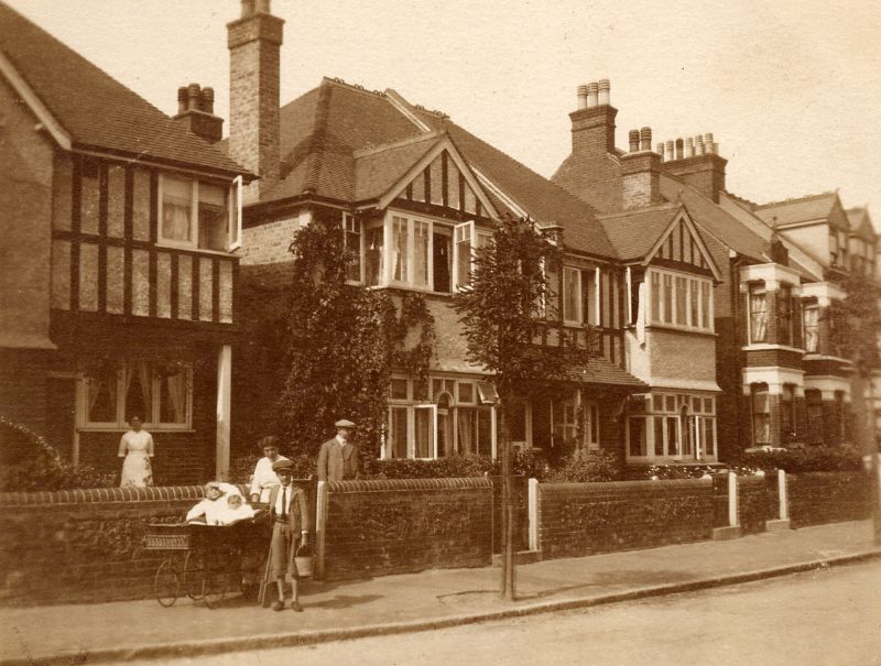 Interesting Found Photos Capture People Outside Their Houses in the ...