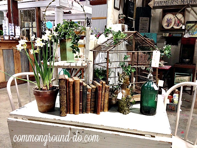 common ground : Fall Shopping at the Vintage Markets