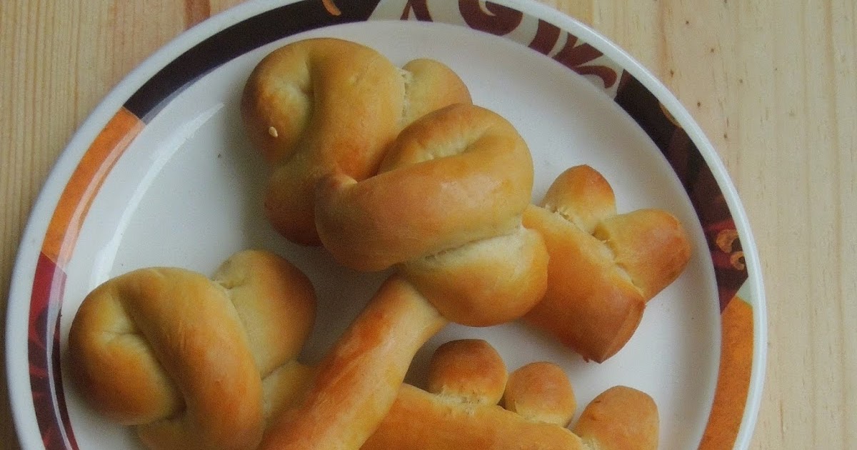 Priya's Versatile Recipes: Key Shaped Eggless Yeasted Bread