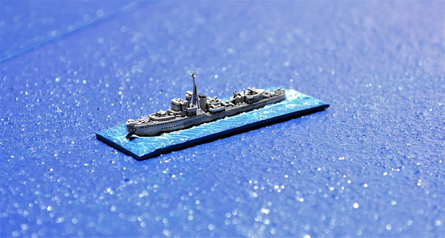 Grymauch's Solo Wargaming Blog : On The Workbench: 1/3000 and 1/1200 ships
