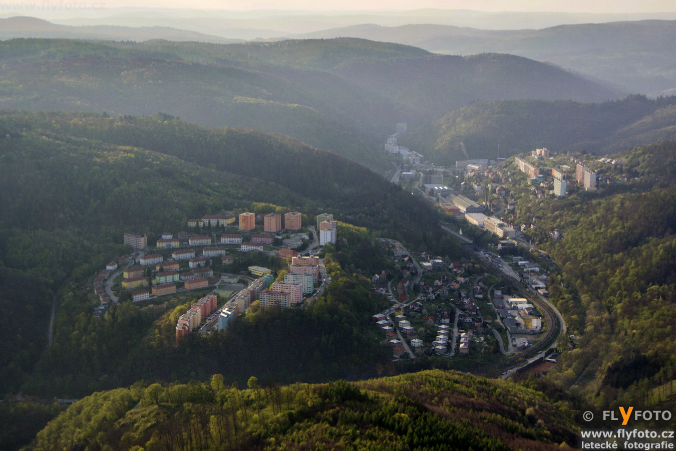 FLyFOTO letecká fotografie a video: Adamov