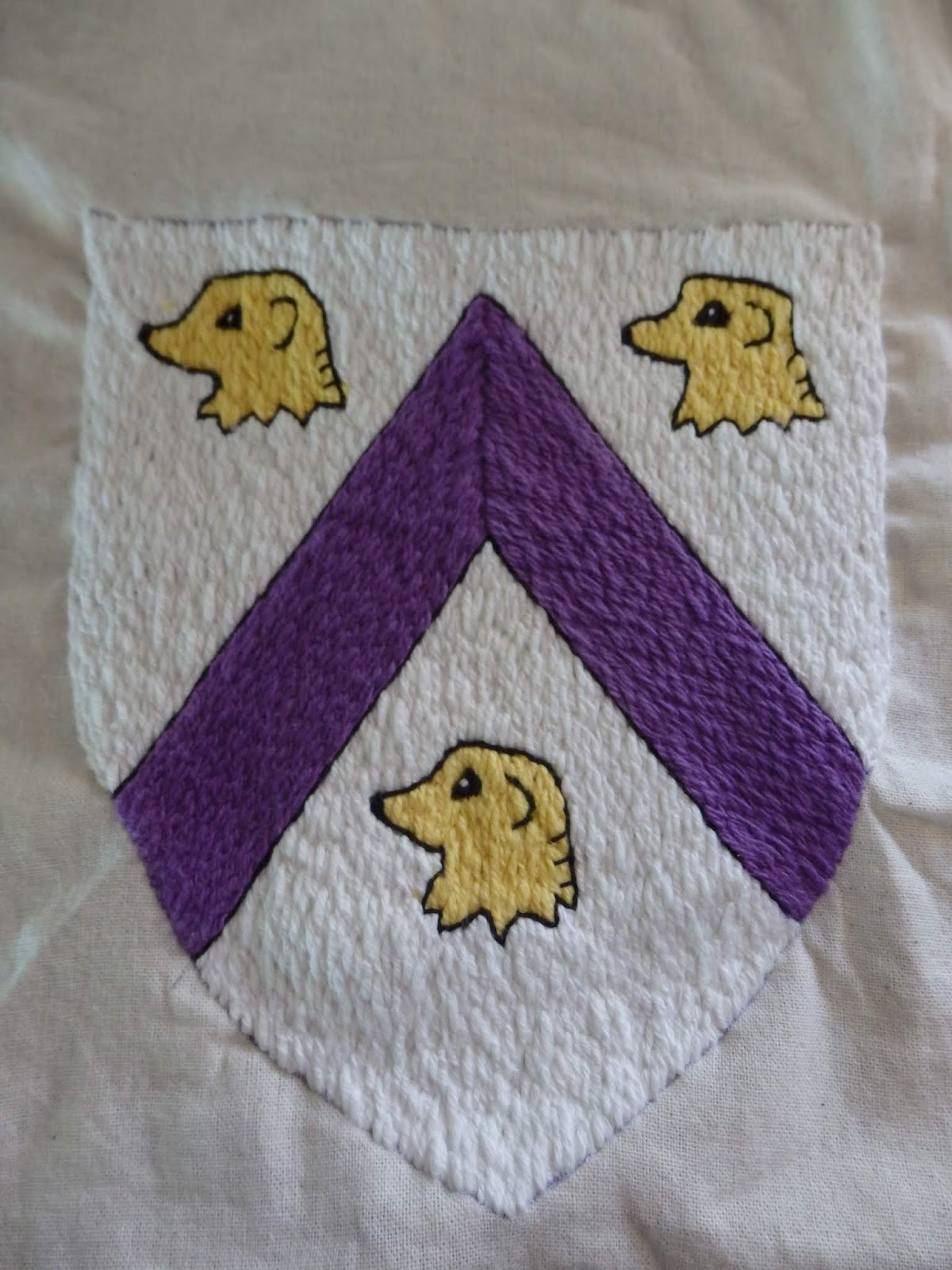 Broider Me 'Bethan: Split Stitch Heraldic Weasel Badge