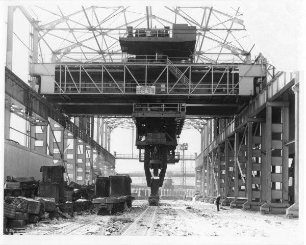 Industrial History: Ingot Stripping Crane