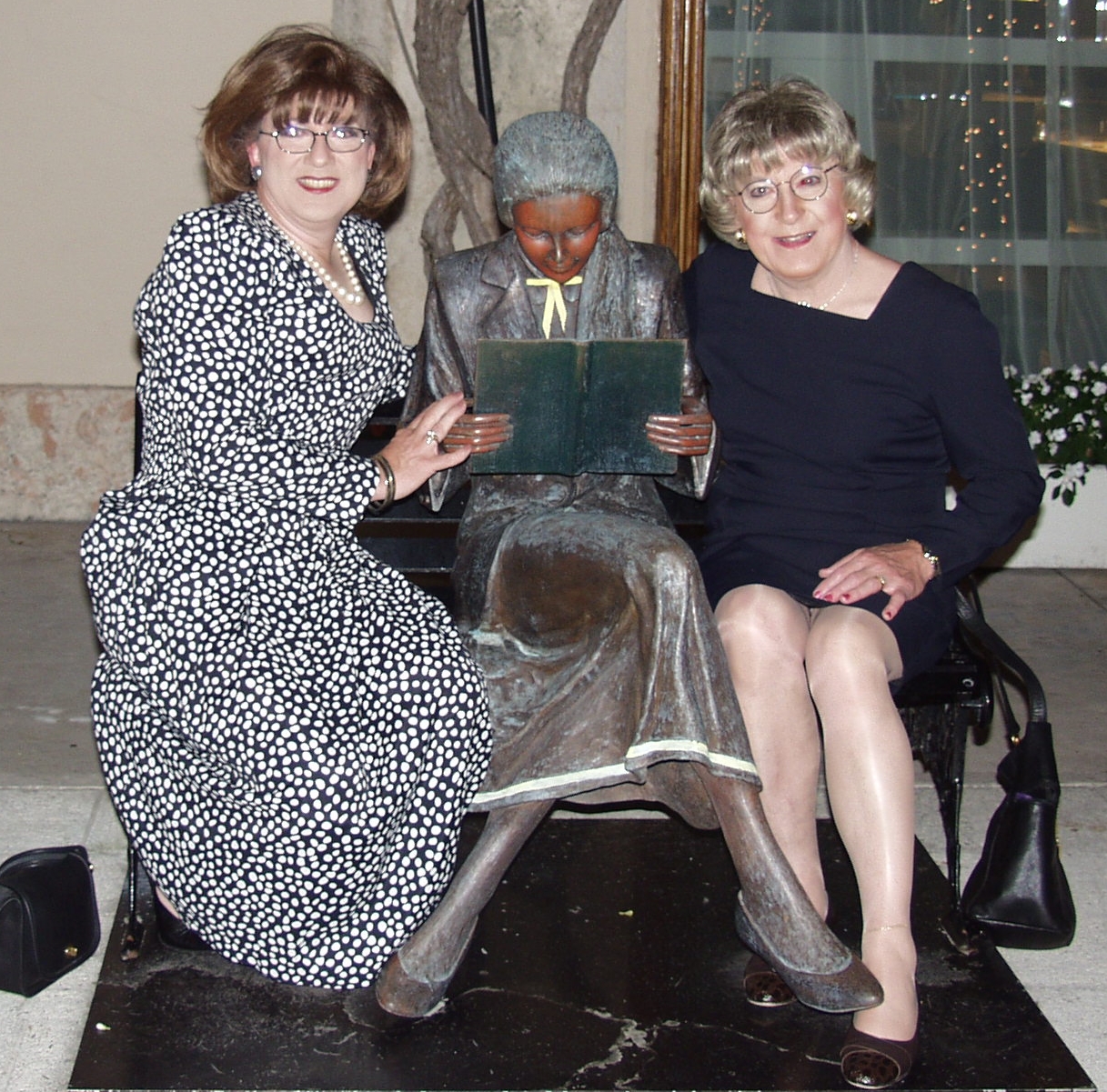 Rhonda's Escape: Snow Birds in Palm Beach - Friend's Friday