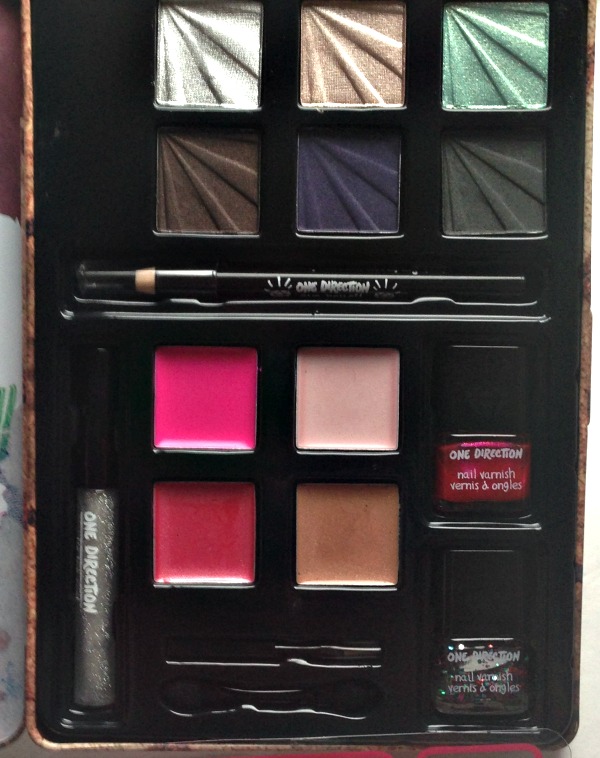 LE One Direction Makeup Set - Crazy Beautiful Makeup & Lifestyle