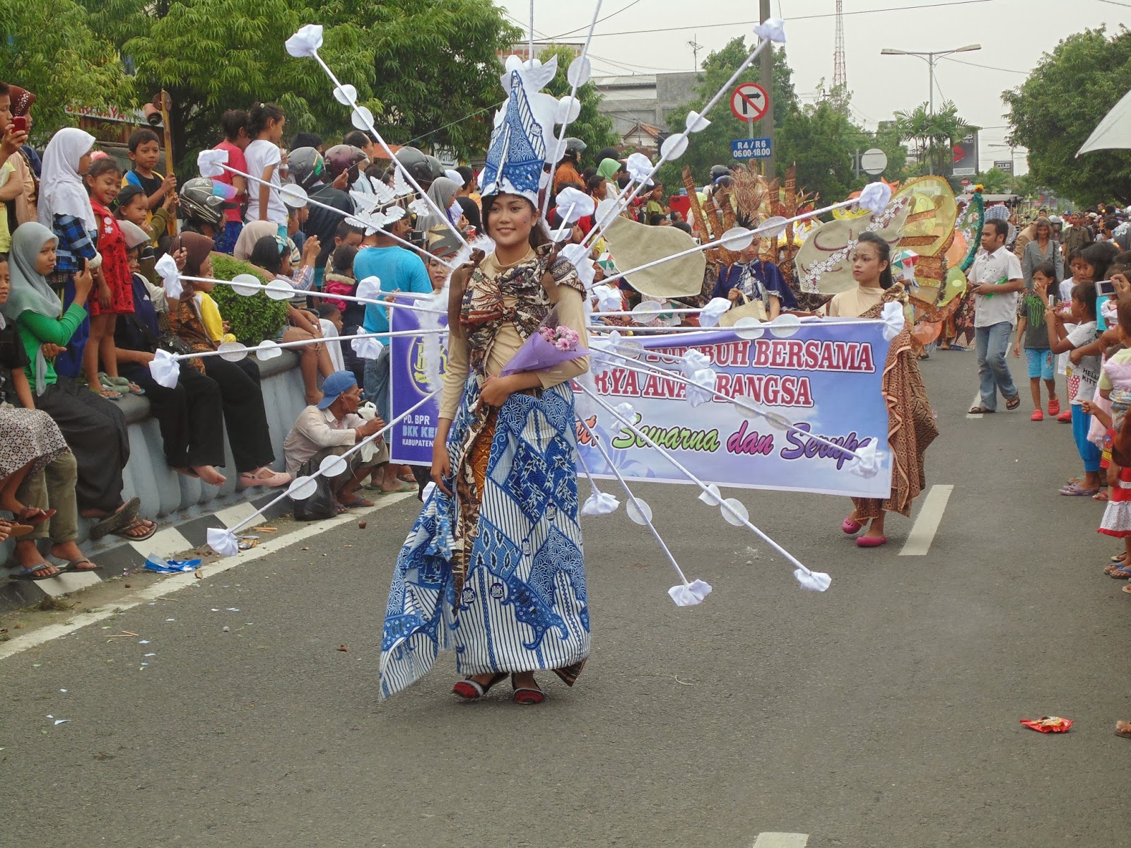 Rasimun Way: Semarak Pawai Budaya di Kebumen