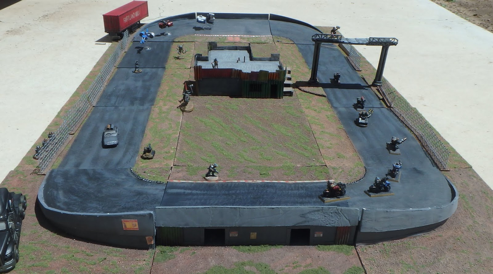 Baconfat Log: Gas Lands Post Apocalyptic Race Track and a Big Rig