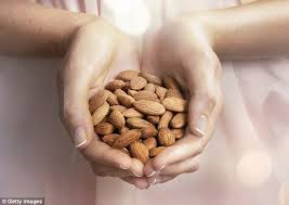 Natural Health Food Tips: What Almonds Can Do For Your Skin And Body