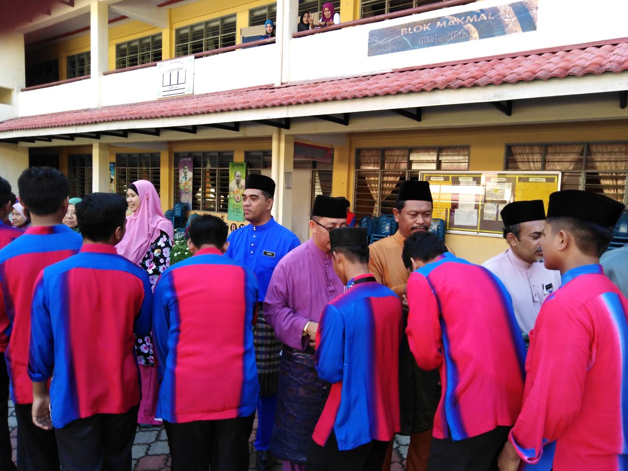 Sekolah Berasrama Penuh Integrasi Tun Abdul Razak Pekan Pahang: Majlis ...