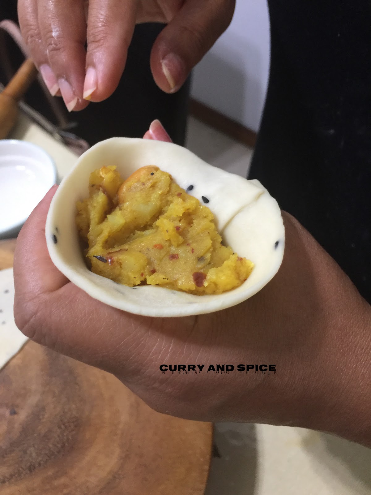 CURRY AND SPICE: BENGALI STYLE SHINGARA