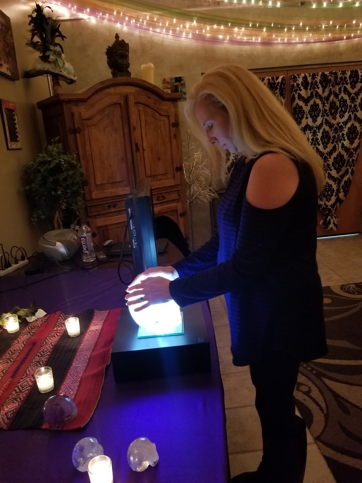 Sitting with Sha Na Ra the Crystal Skull