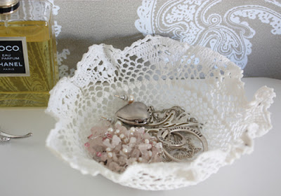 born again creations: 28. Six Things to Make with Doilies