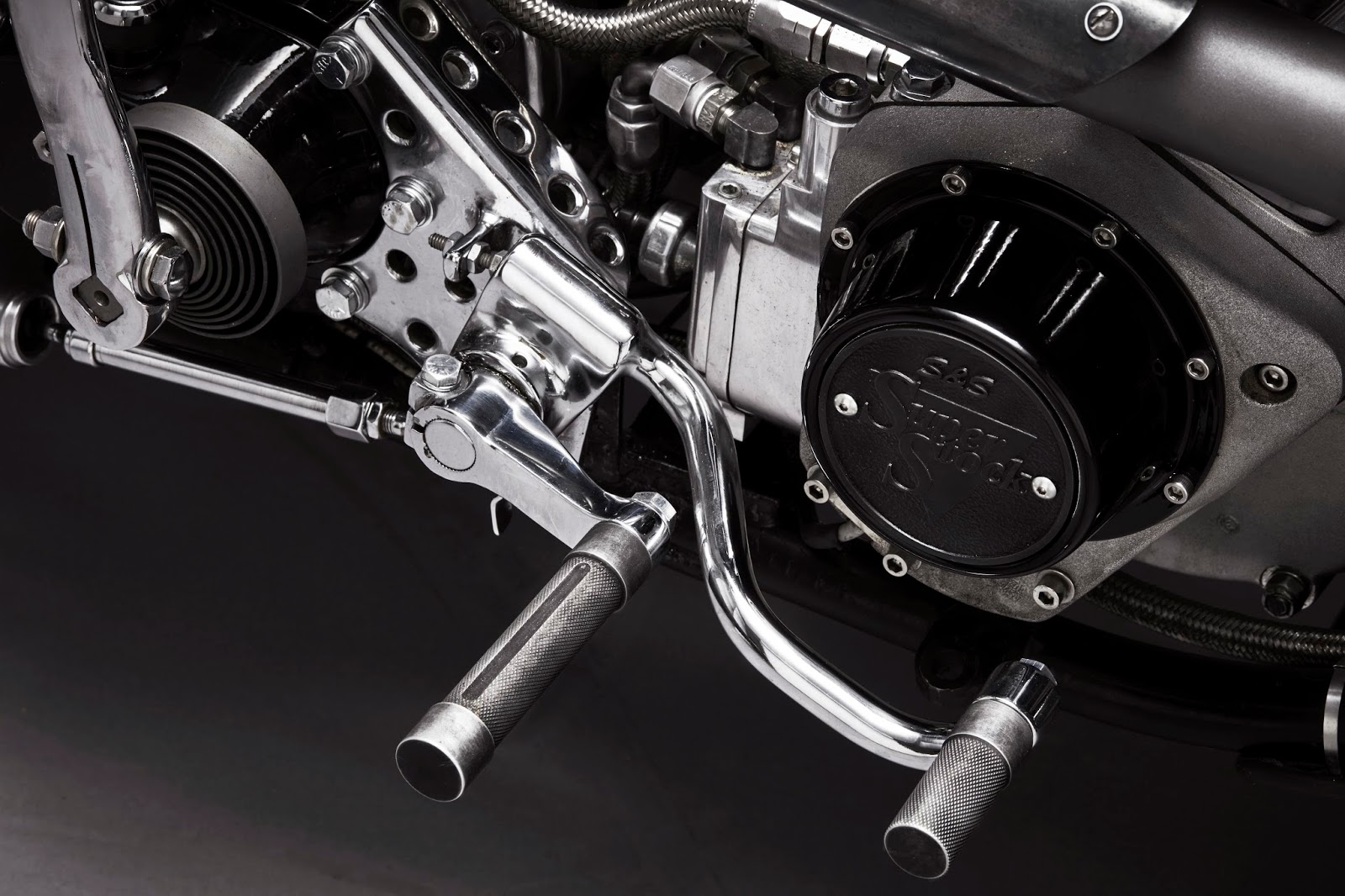 JAMESVILLE MOTORCYCLES: JAMESVILLE '74 FX SHOVELHEAD...... THE HARLEY ...