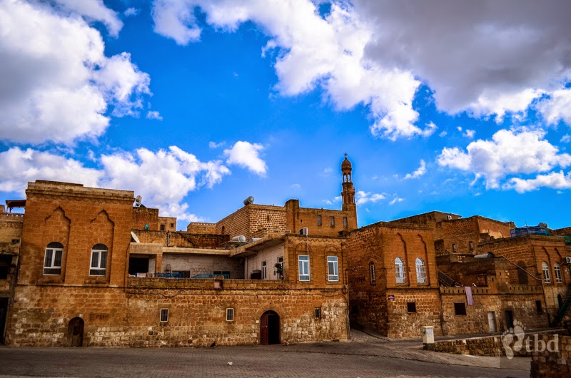 The Winding Streets and Stone Houses of Eski Midyat - Midyat, Turkey ...