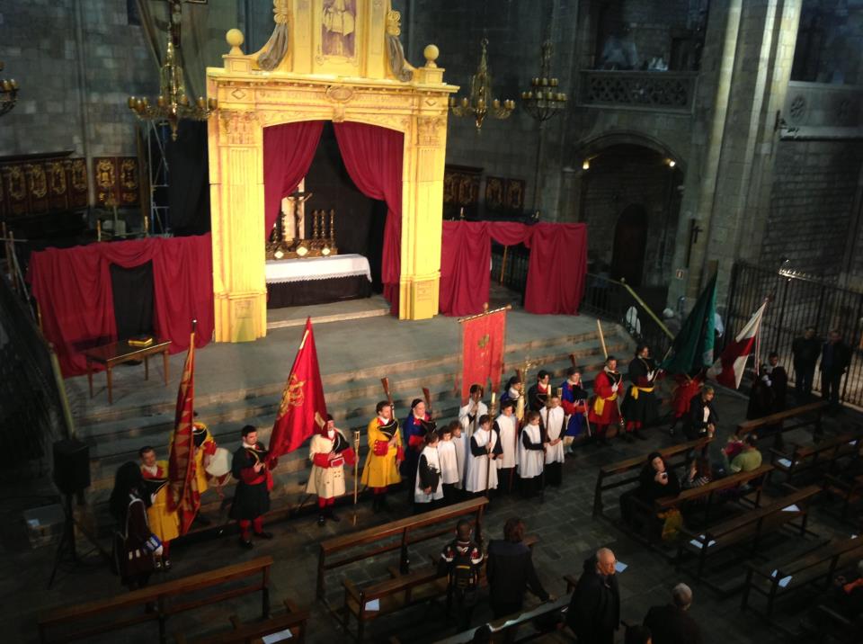 HOMENATGE NACIONAL: Coronela de Barcelona