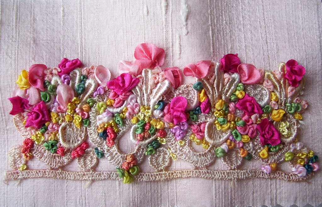 Kiwi Klippings: More Free Form Embroidery - Again!