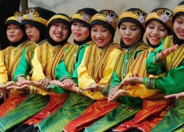 Ragam Budaya Tarian Daerah Nanggrou Aceh Darussalam