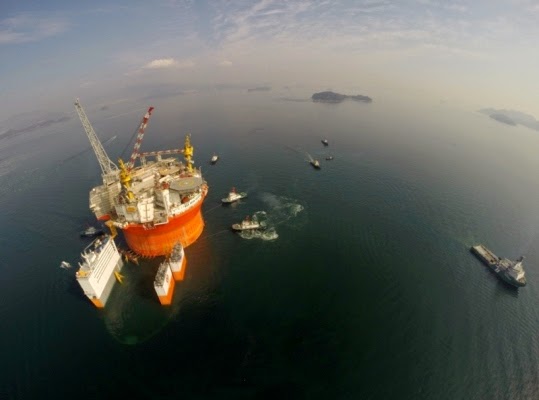 OFFSHORECREWS.COM: ENI GOLIAT FPSO