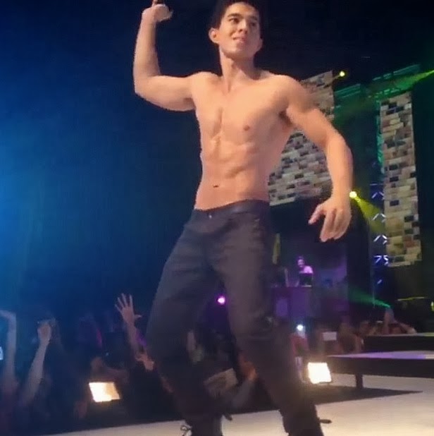 THE PIT STOP: COSMOPOLITAN BACHELOR BASH 2013: Rodjun Cruz