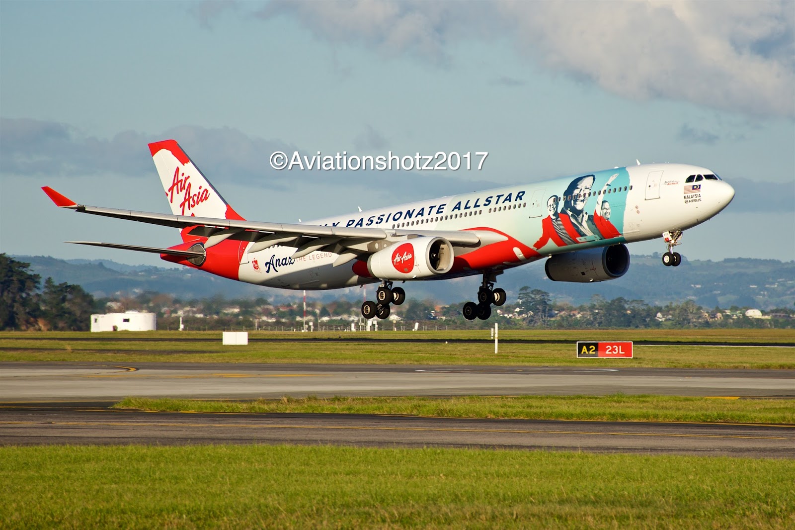Aviationshotz: Air Asia X Special Liveries, 9M-XXH and 9M-XXT