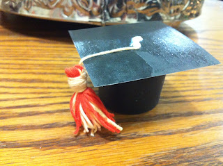 Life and Other Shenanigans: DIY Graduation Cap Favor Box