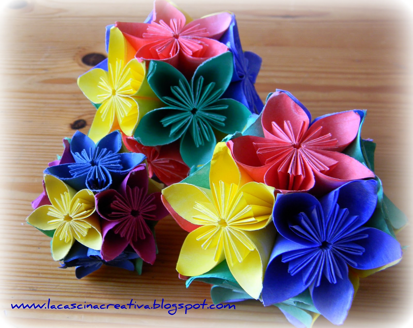 la cascina creativa: Fiori e origami: il kusudama