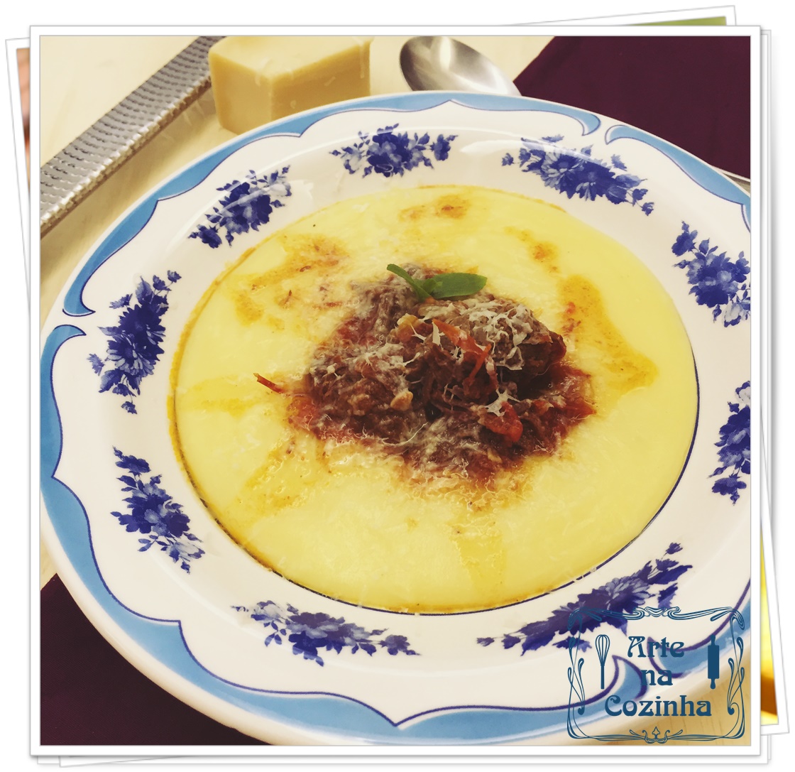 Arte na Cozinha: Polenta mole com ragú de carne