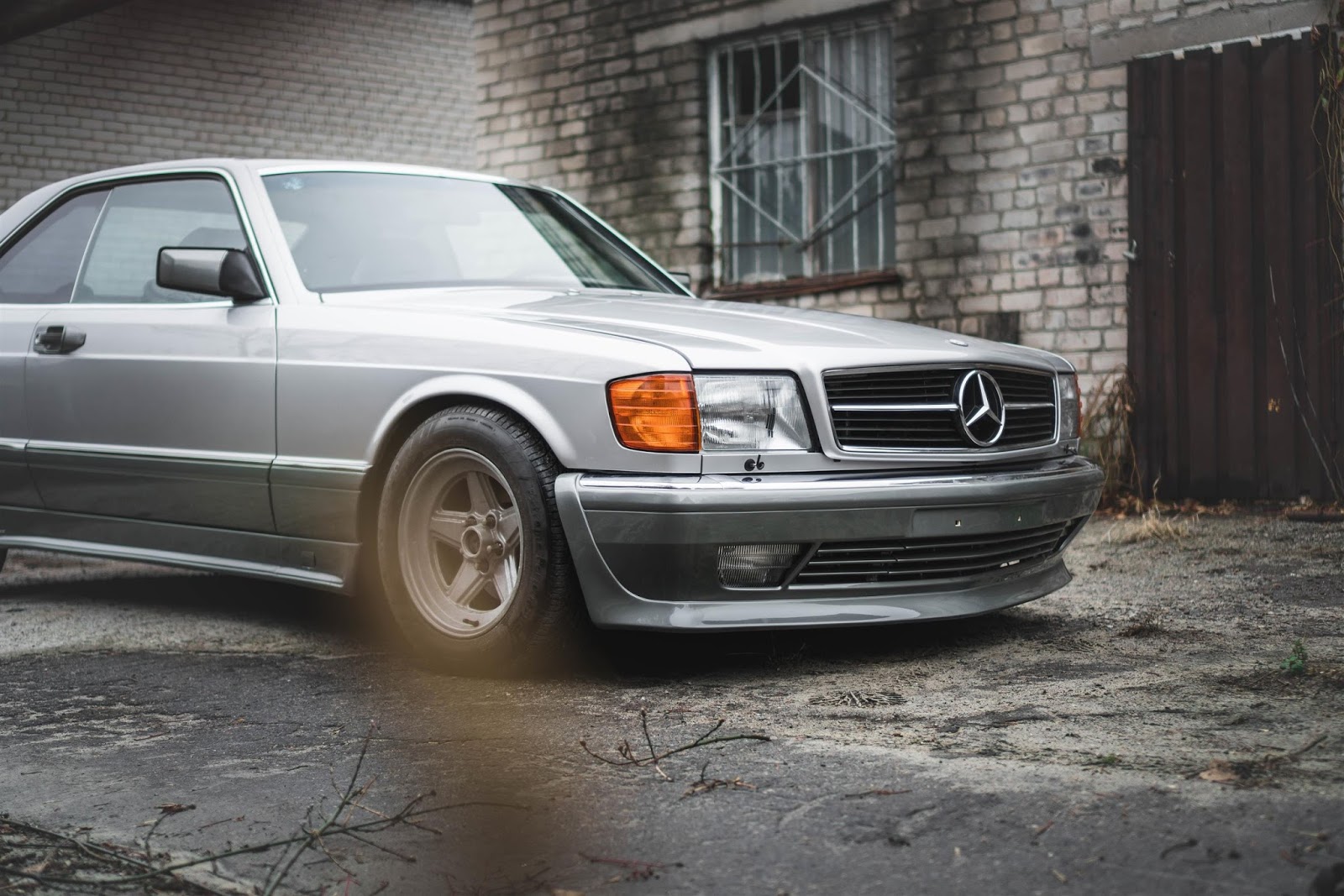 Mercedes-Benz W126 SEC on "16 AMG Penta Wheels | BENZTUNING