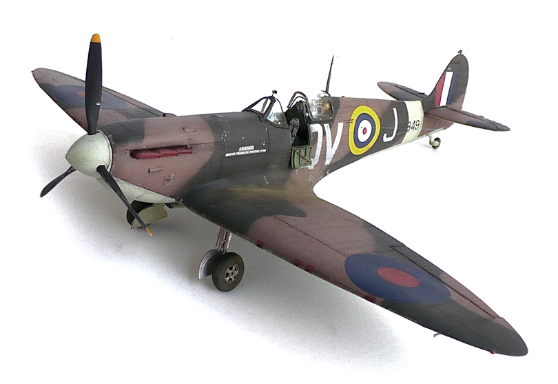 The Great Canadian Model Builders Web Page!: Supermarine Spitfire Mk IIa