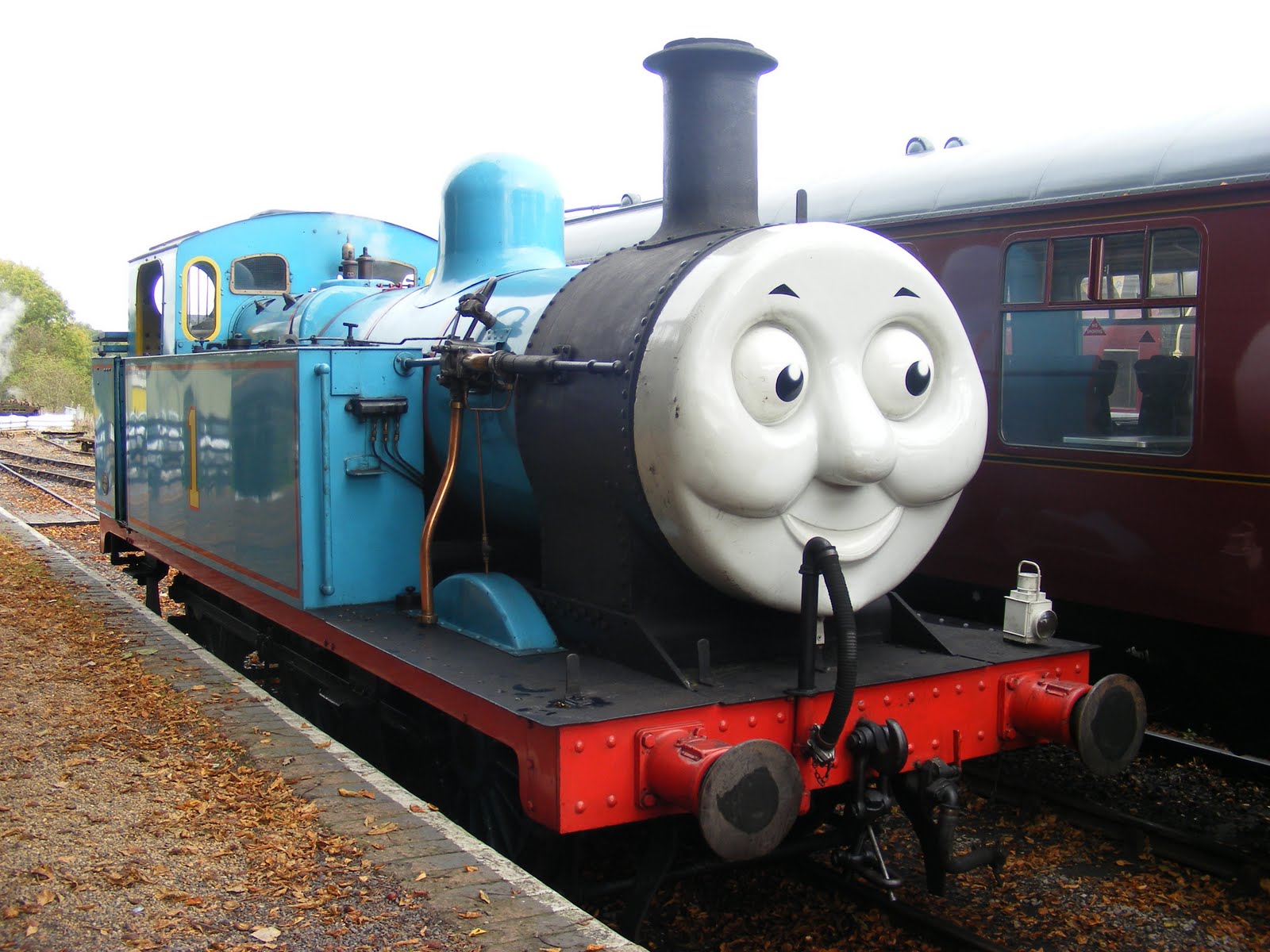 Sam's World: 'Idryss' & 'Siadwell' Take "Thomas"!...