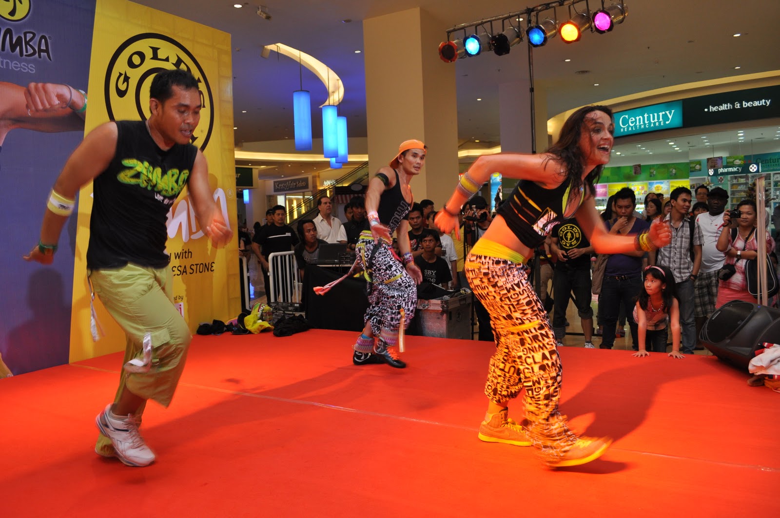 ZUMBA FITNESS INDONESIA: Zumba Fitness Party with Maria Teresa Stone ...