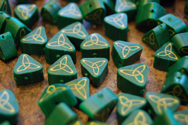 The Clay Rosary Girl: New Bead: Trinity Knot