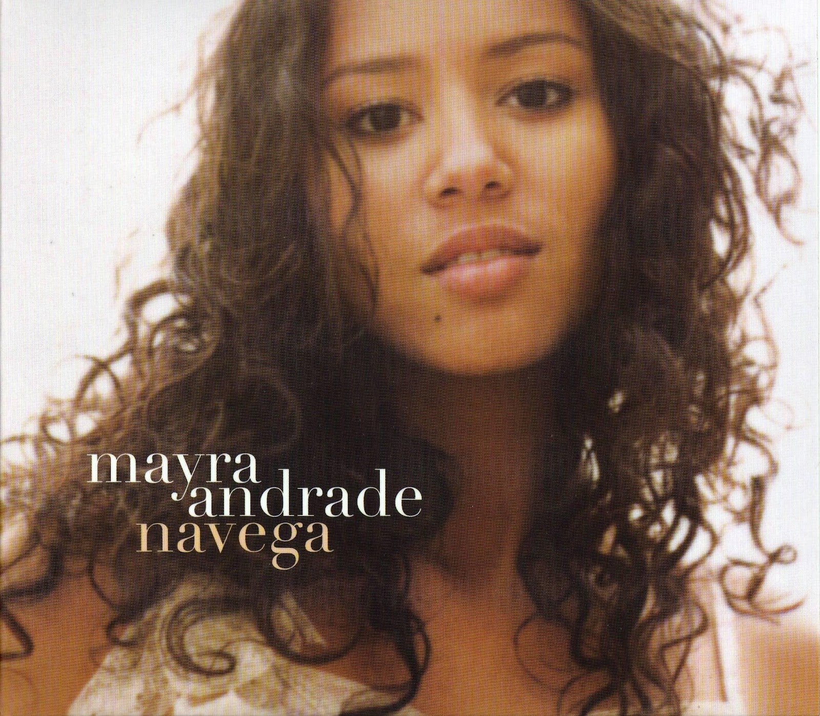 puestos en ello: Mayra Andrade - Navega